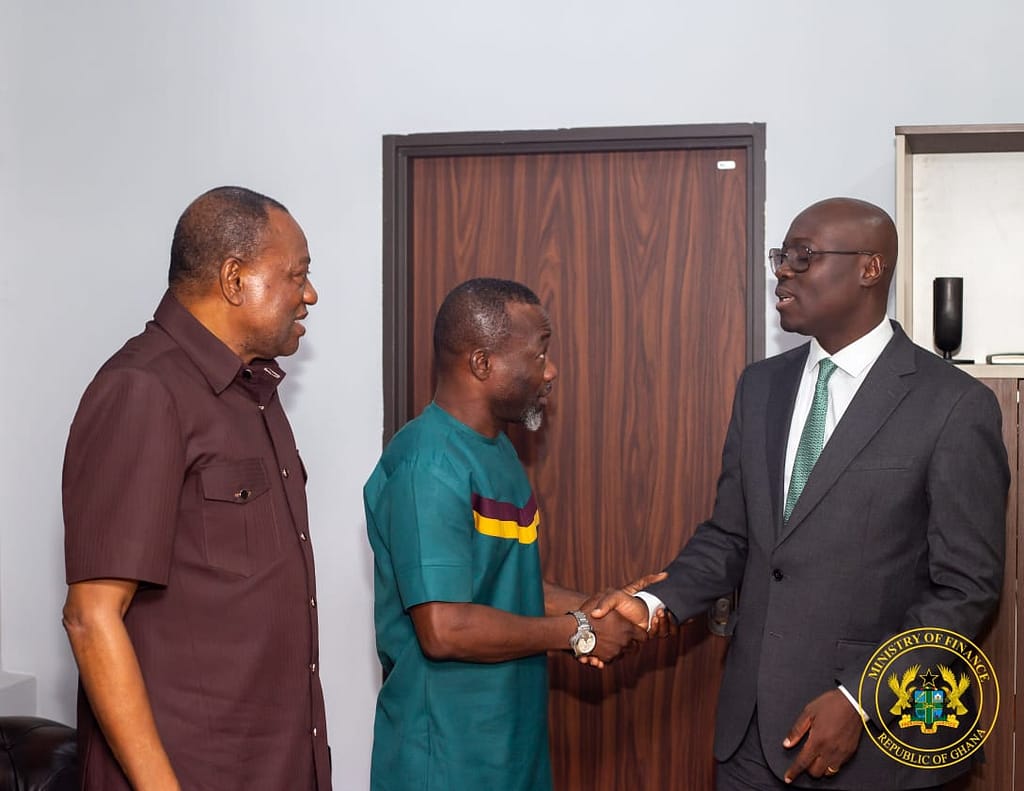 The Director General of MDPI paid a courtesy call on The Minister of ...